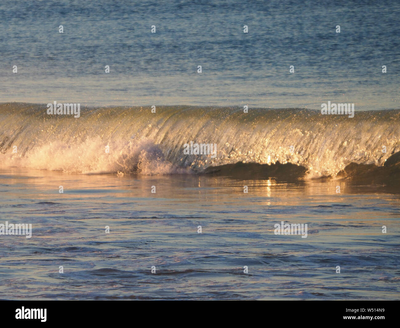 Rolling Waves High Resolution Stock Photography and Images - Alamy