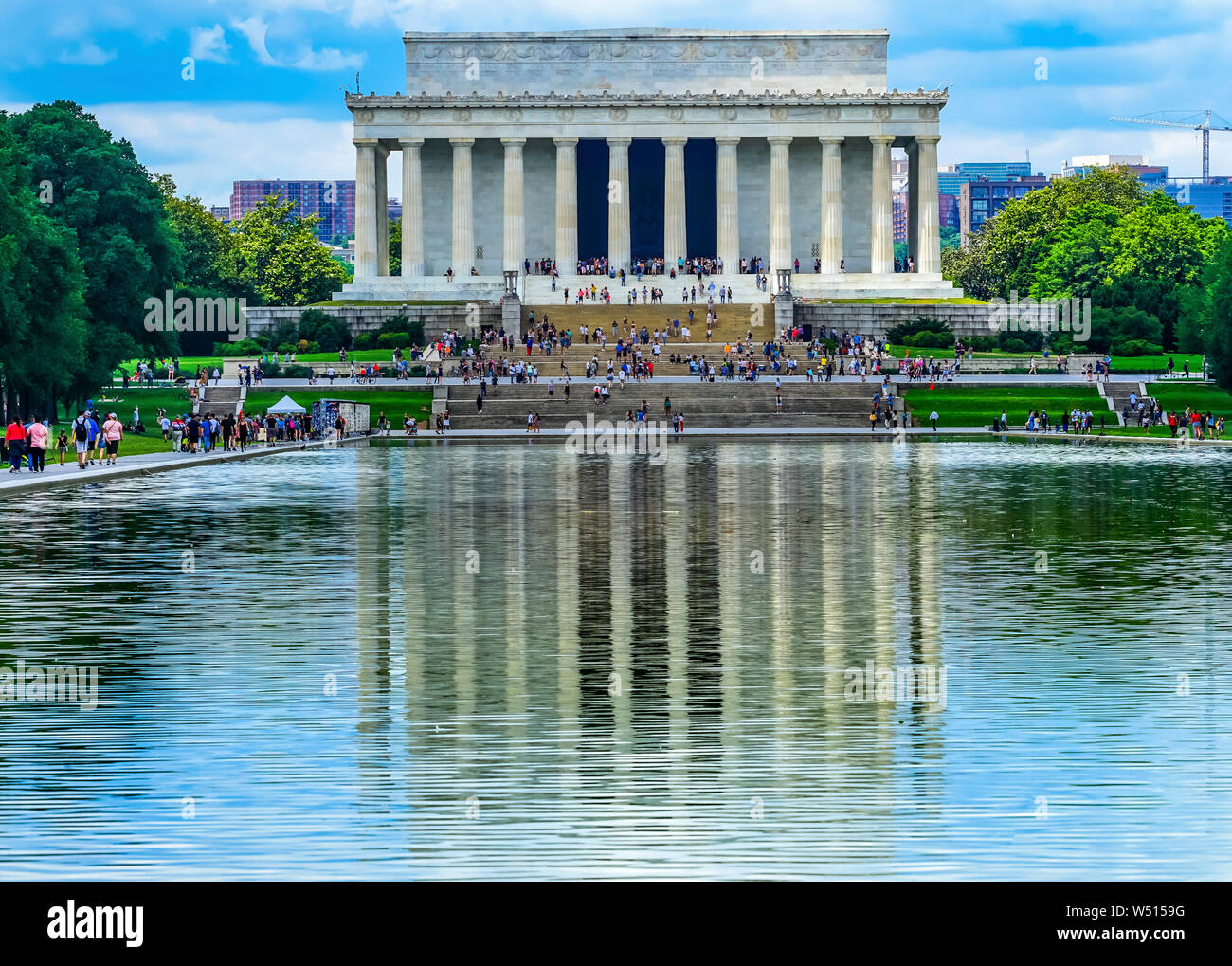 Reflecting Pool Reflection Abraham Lincoln Statue Memorial Columns ...