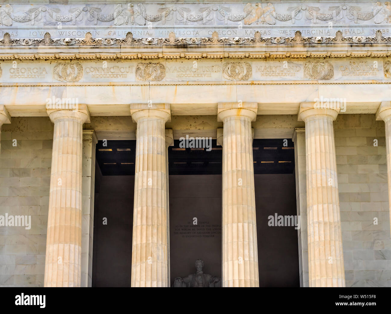 Tall White Columns Abraham Lincoln Statue Memorial Monument Washington ...