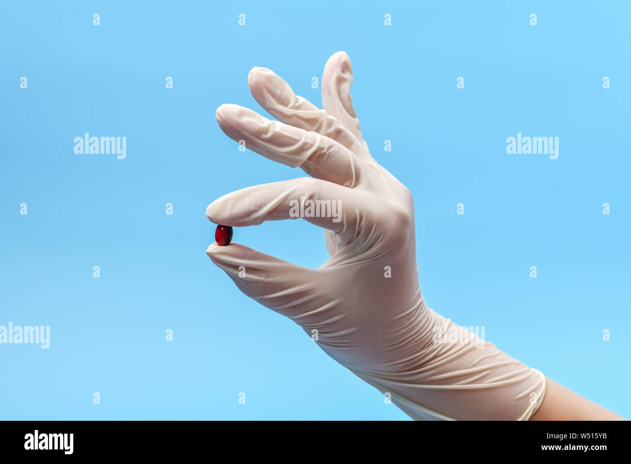 Capsule thumb hi-res stock photography and images - Alamy