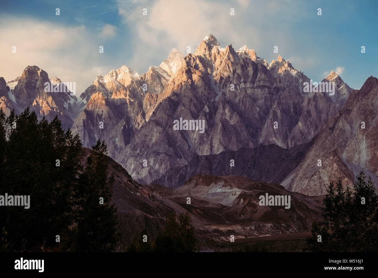 Pakistan natural beauty hi-res stock photography and images - Alamy