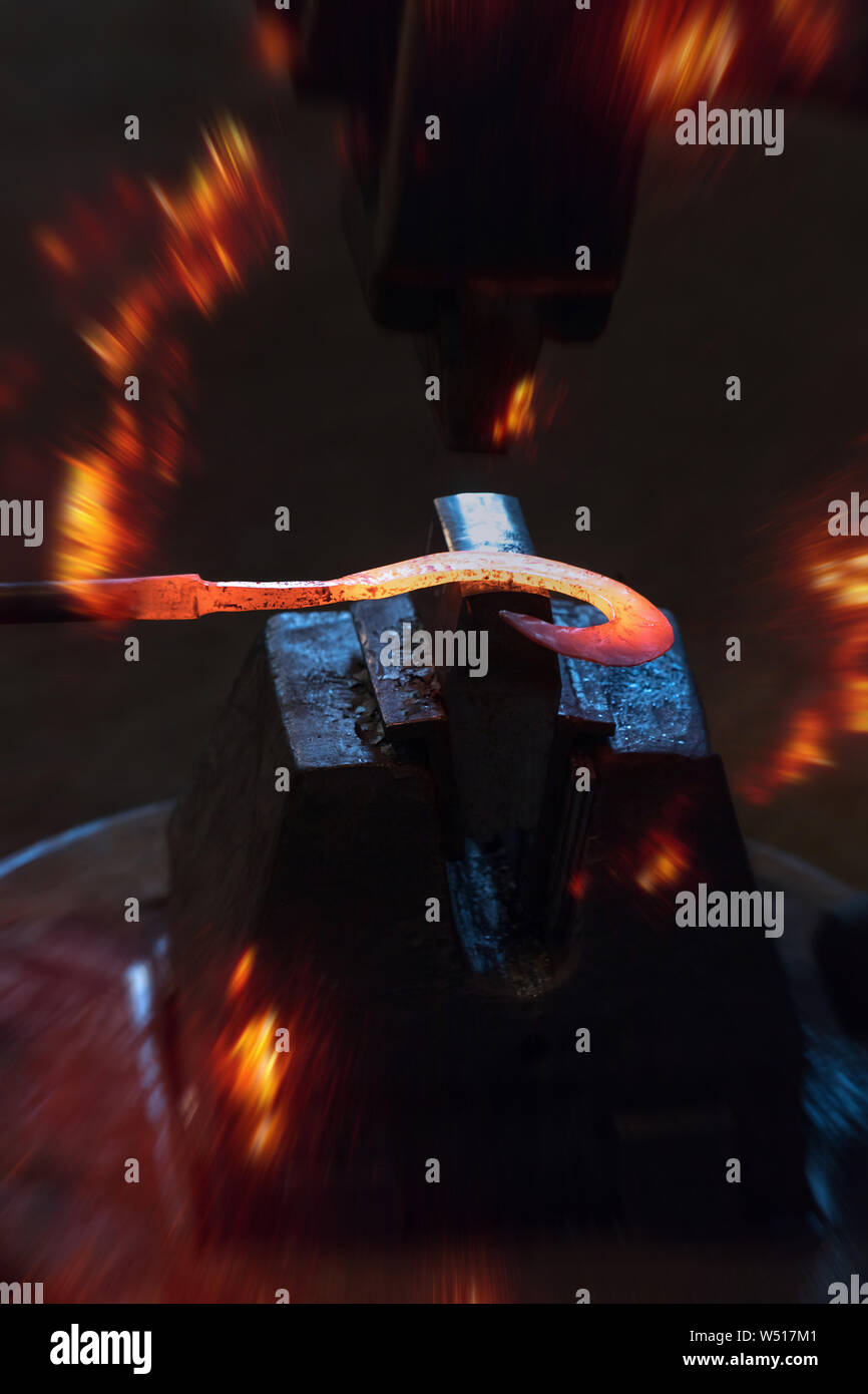 Anvil hammer spark fire hi-res stock photography and images - Alamy