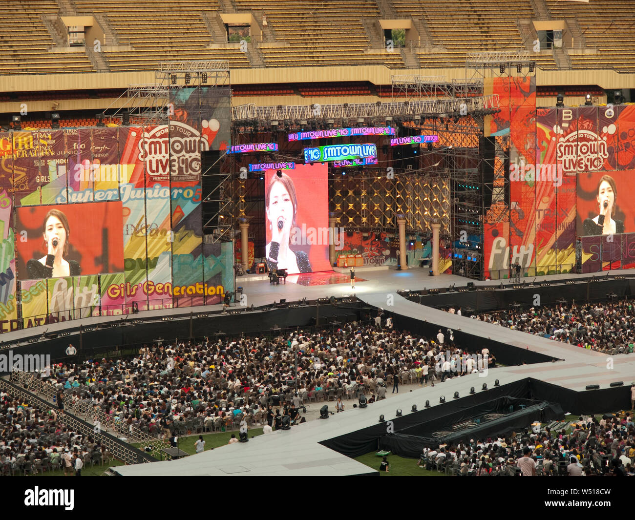 Jamsil stadium seoul hi-res stock photography and images - Alamy