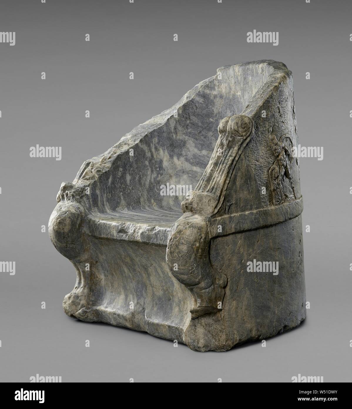 Throne chair hi-res stock photography and images - Alamy
