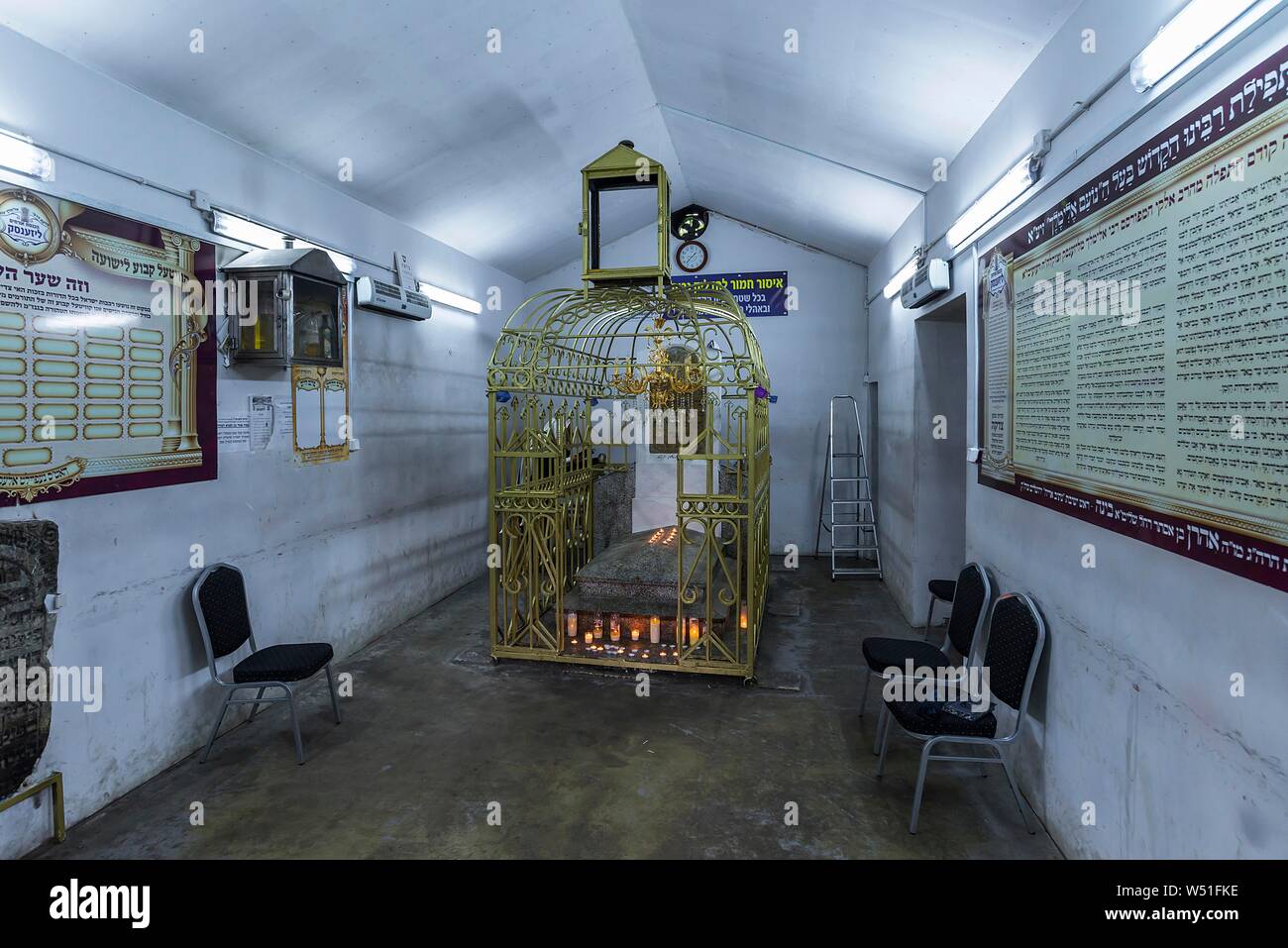 Grave of Hasidic Rabbi Elimelech in a gilded lattice at the Jewish ...