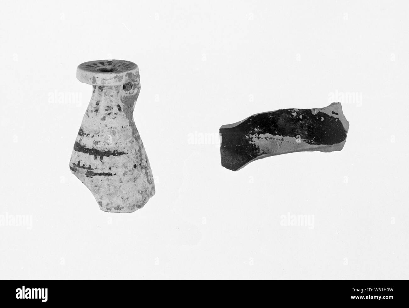 Corinthian alabastron fragment hi-res stock photography and images - Alamy