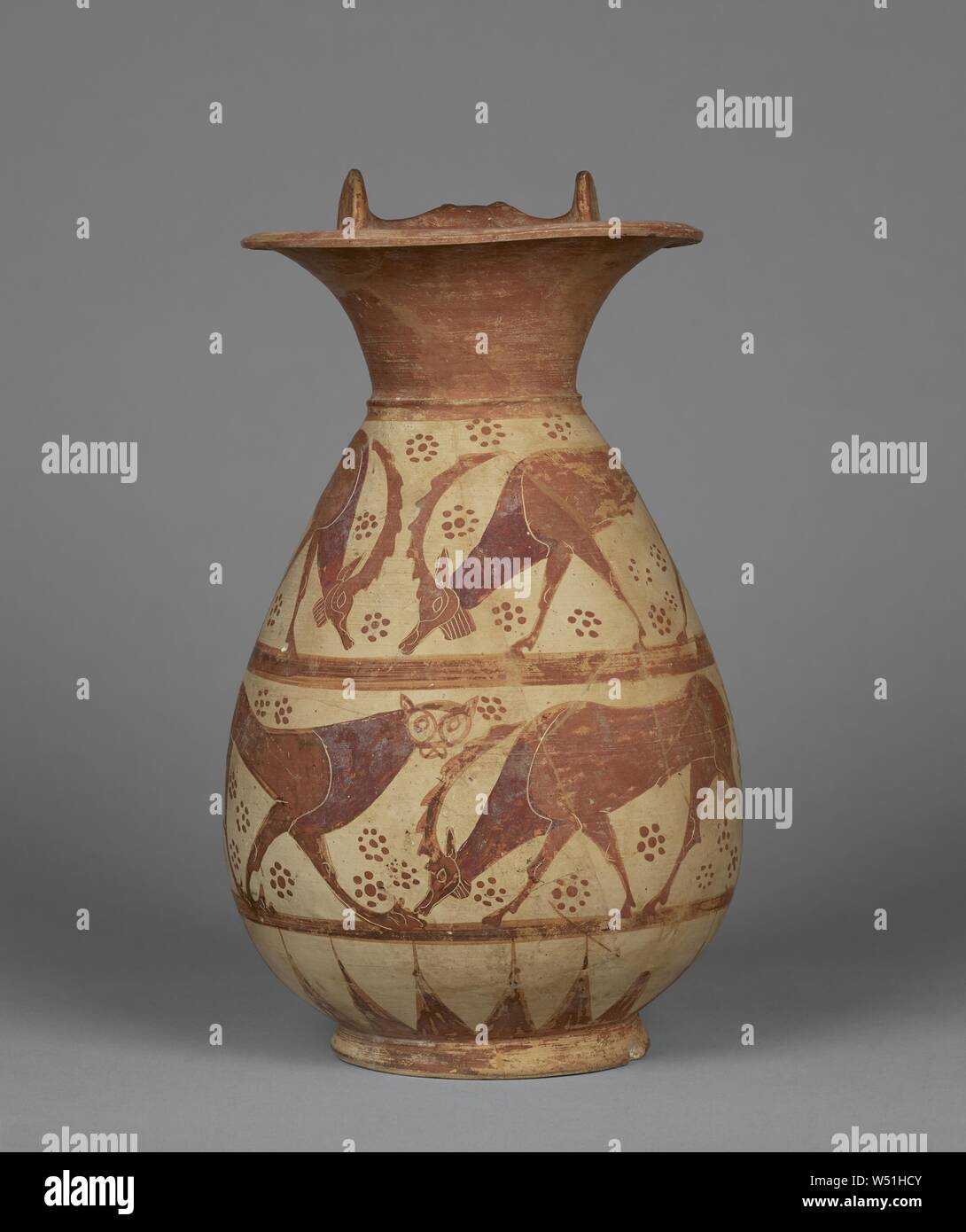 Bearded sphinx painter hi-res stock photography and images - Alamy