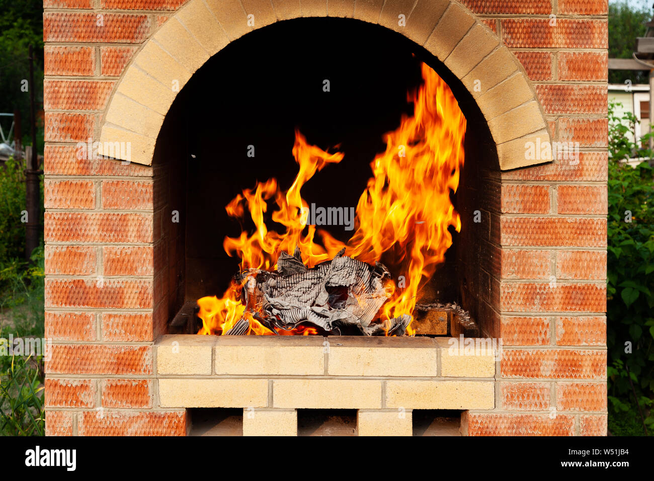 Home Large Open Fire High Resolution Stock Photography and Images - Alamy