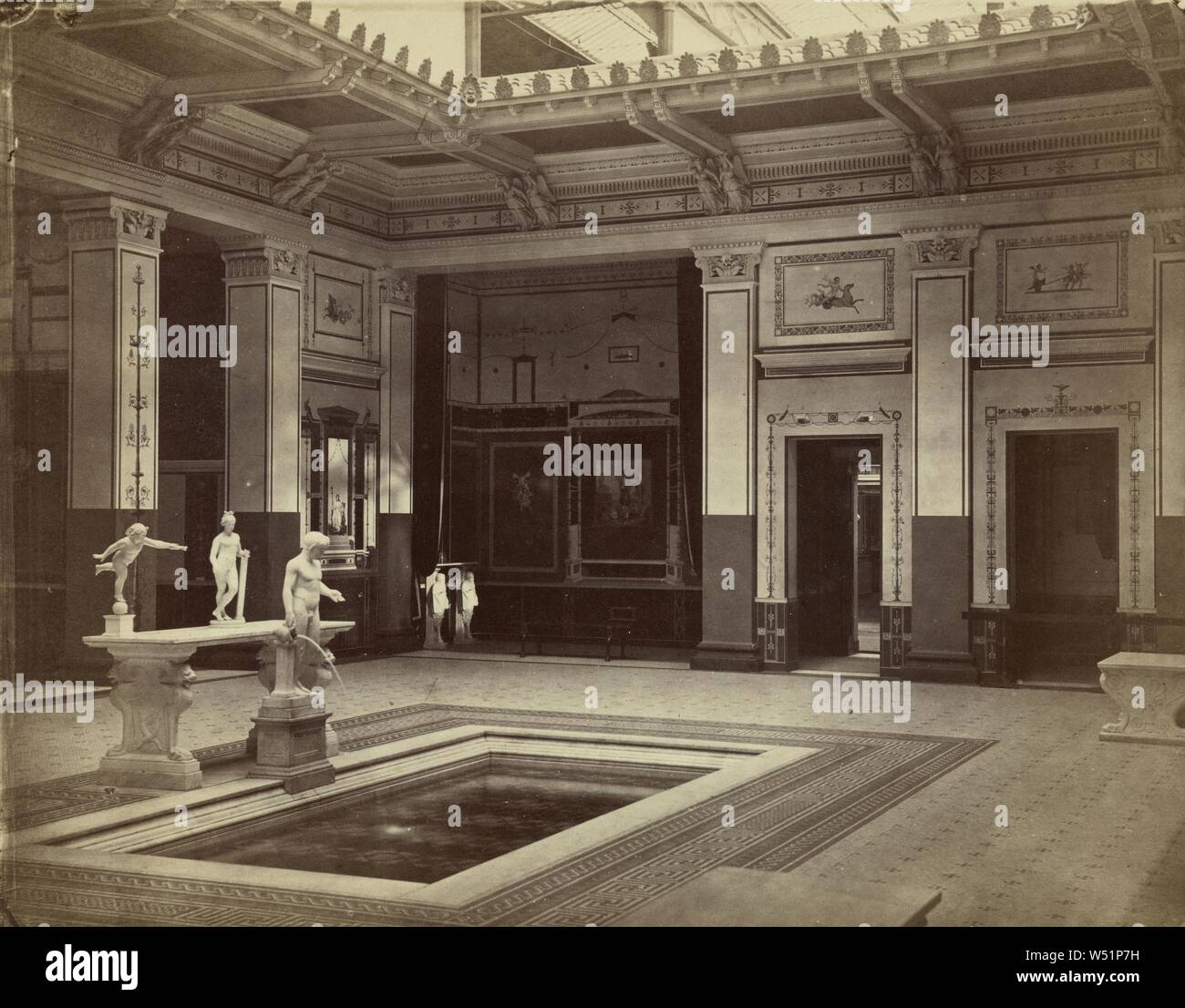 Roman court hi-res stock photography and images - Alamy