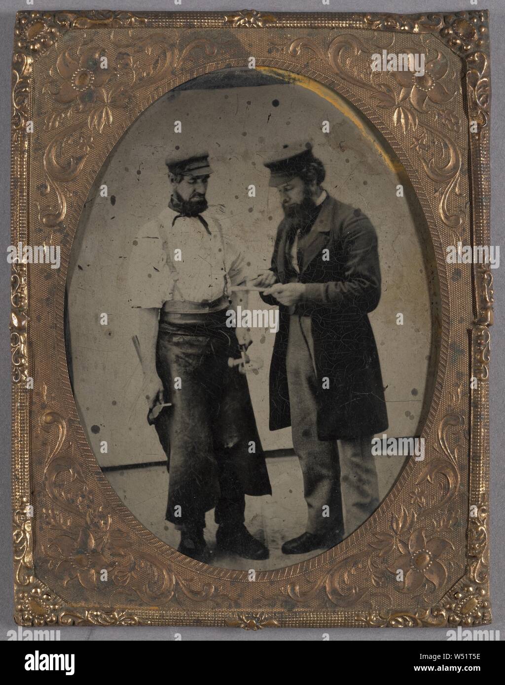 Two bearded workmen hi-res stock photography and images - Alamy