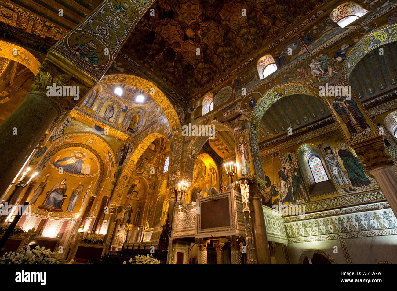 Roger ii of sicily hi-res stock photography and images - Alamy