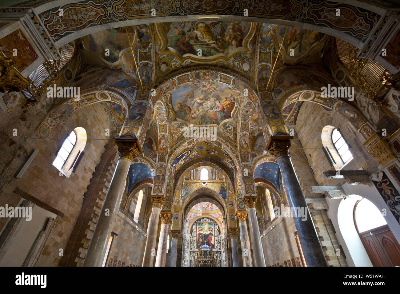 Roger ii of sicily hi-res stock photography and images - Alamy