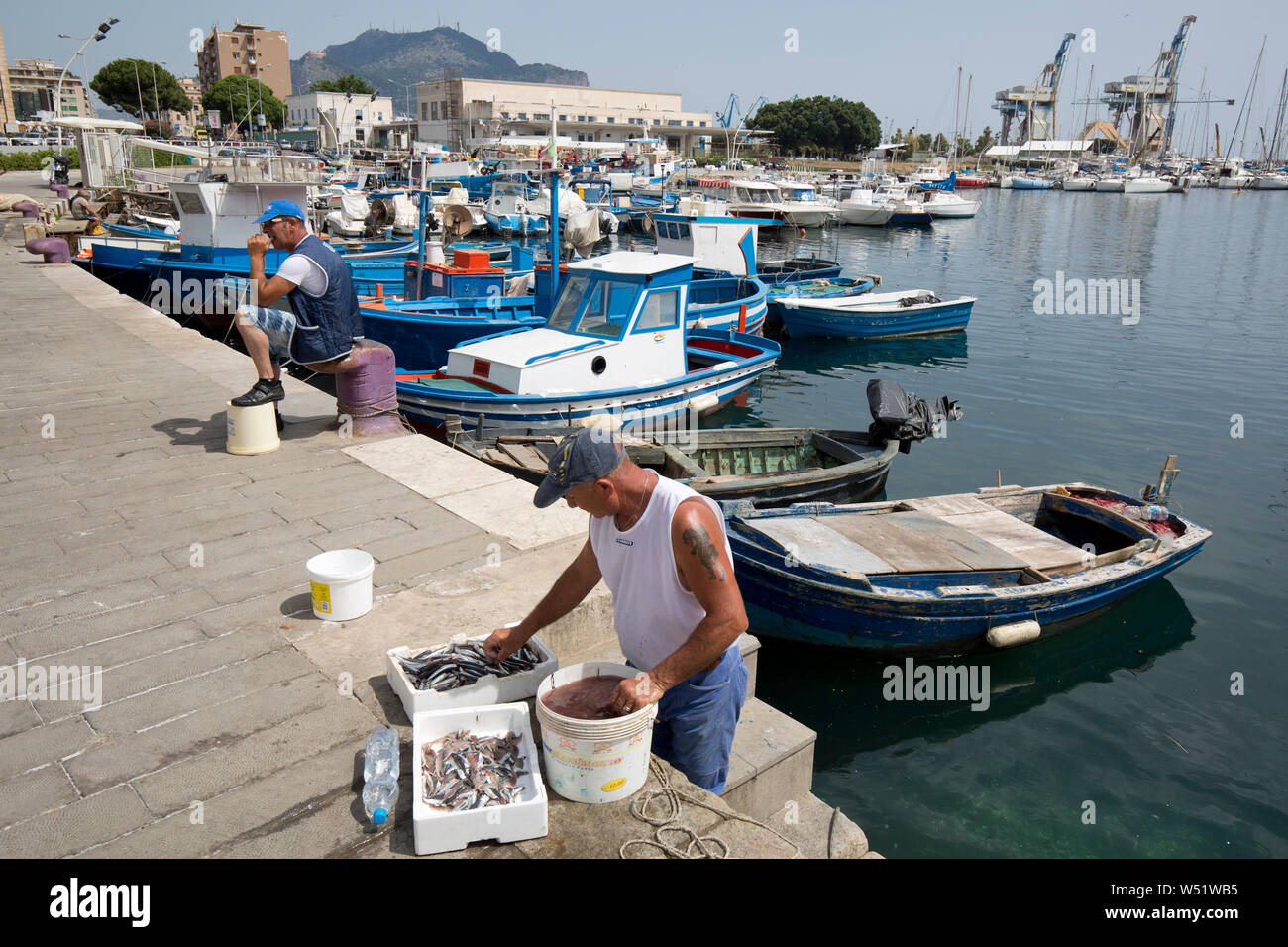 La cala harbour hi-res stock photography and images - Alamy