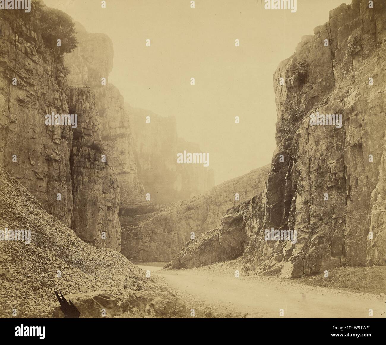 Roger fenton valley hi-res stock photography and images - Alamy