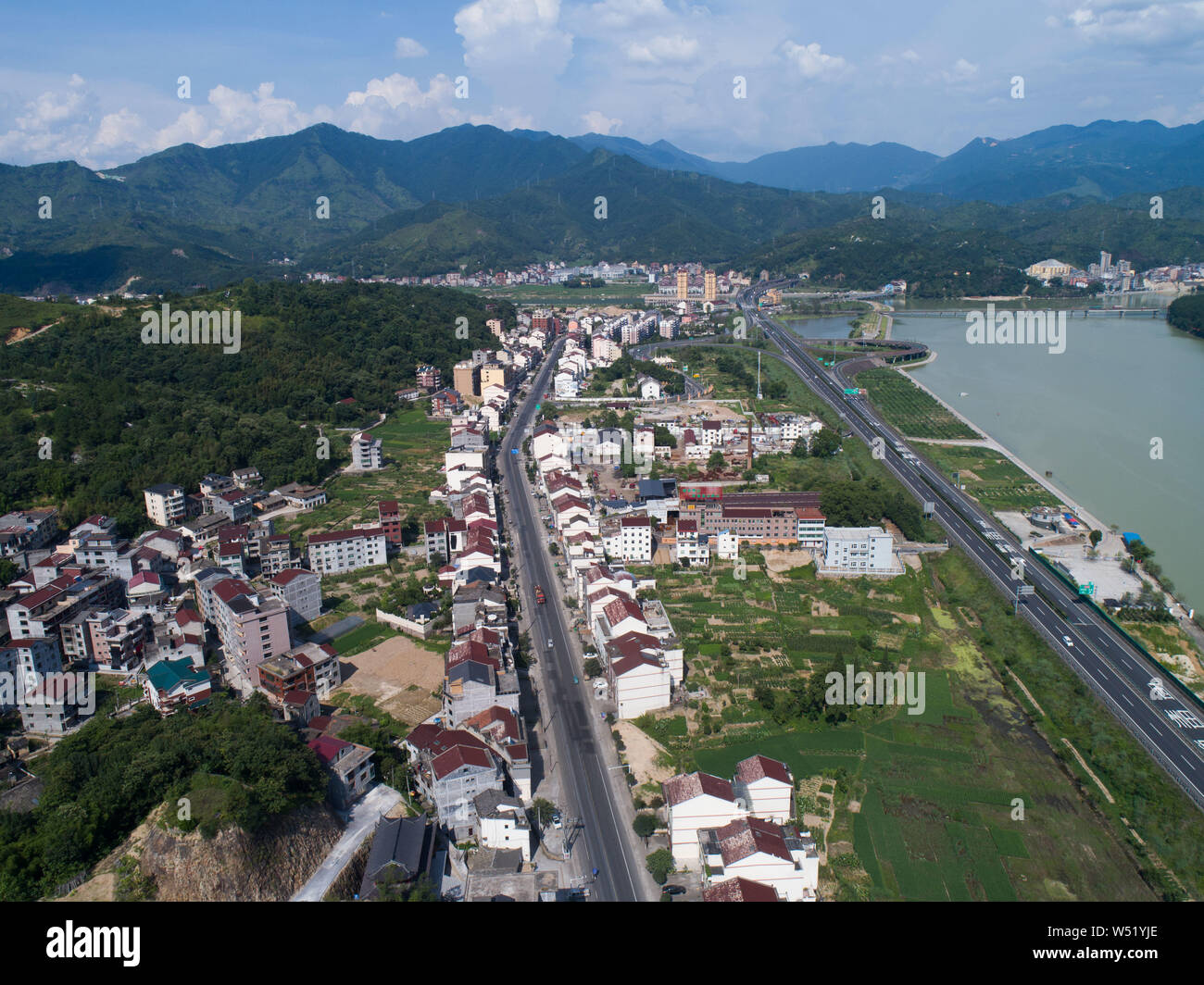 Qingtian hi-res stock photography and images - Alamy