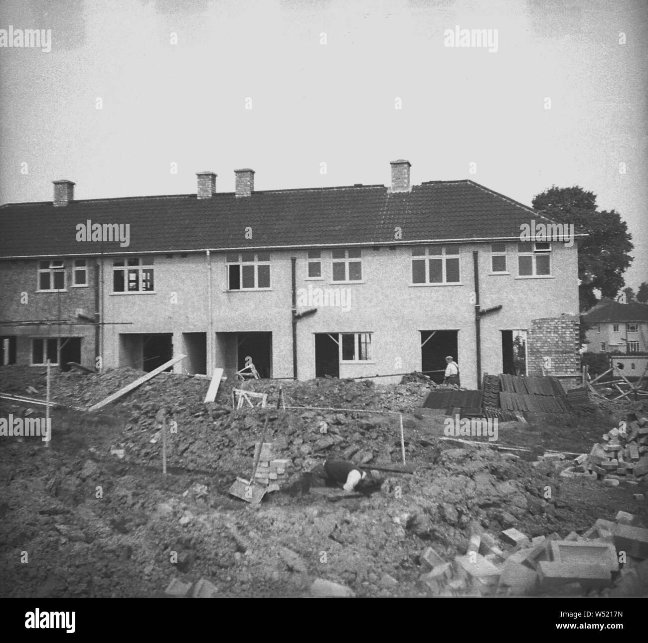 Building site new houses Black and White Stock Photos & Images - Alamy