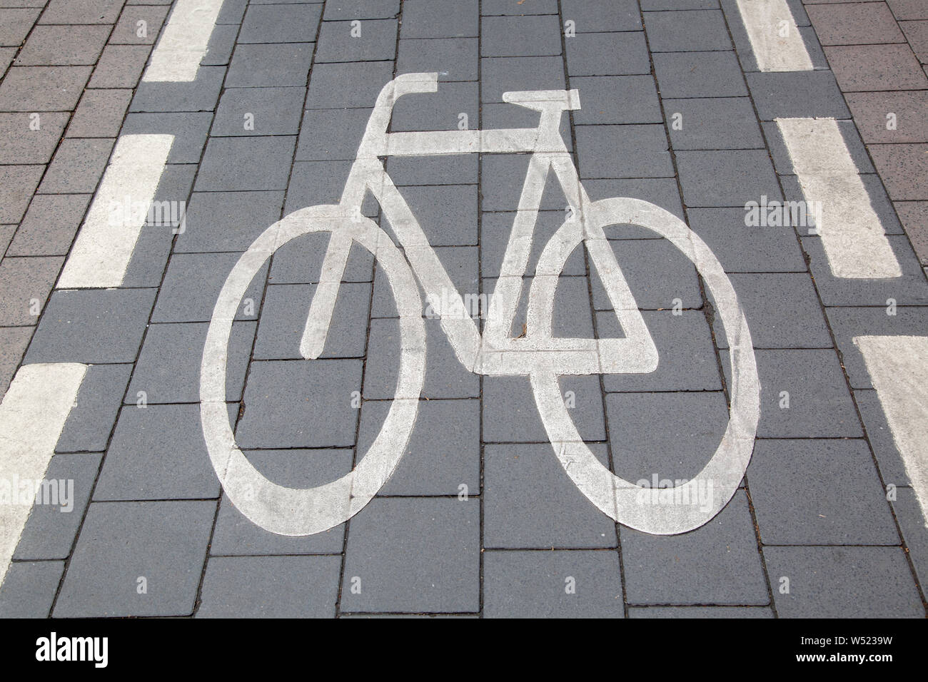 Bicycle Lane Symbol on Street; Frankfurt; Germany Stock Photo - Alamy