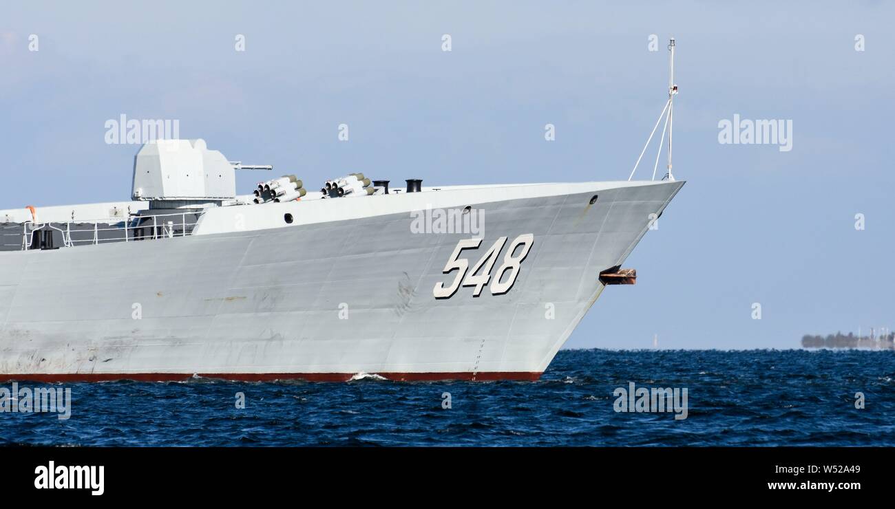 Jiangkai ii frigate hi-res stock photography and images - Alamy