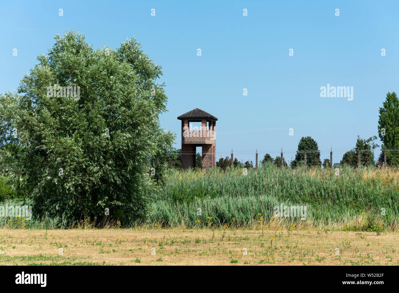 Ww2 watchtower hi-res stock photography and images - Alamy