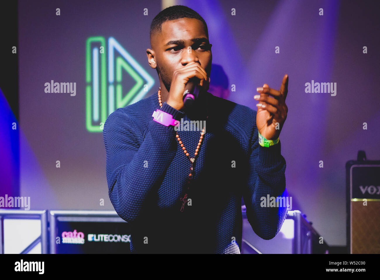 Dave rapper hi-res stock photography and images - Alamy