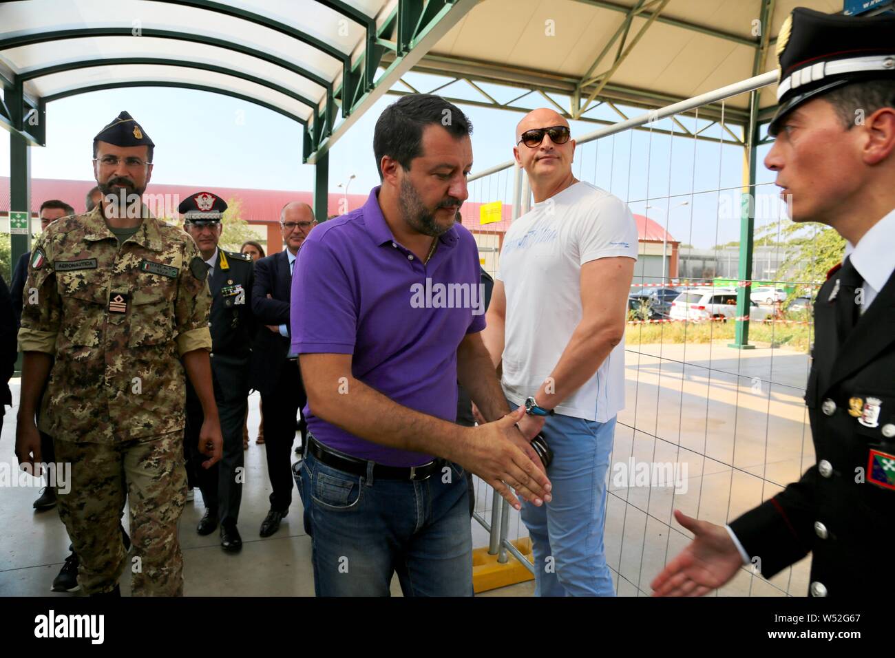 Interior Minister Salvini visits the repatriation center on Via Corelli ...