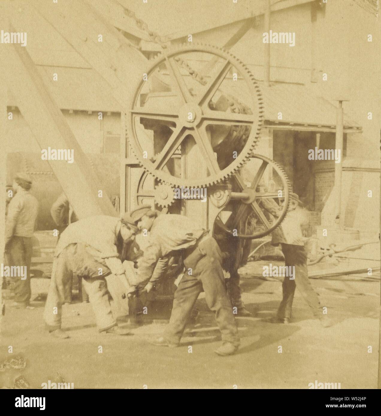 Cranking hi-res stock photography and images - Alamy