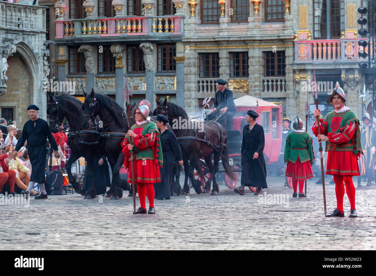 Ommegang Brussels Charles Quint history tradition religious parade ...