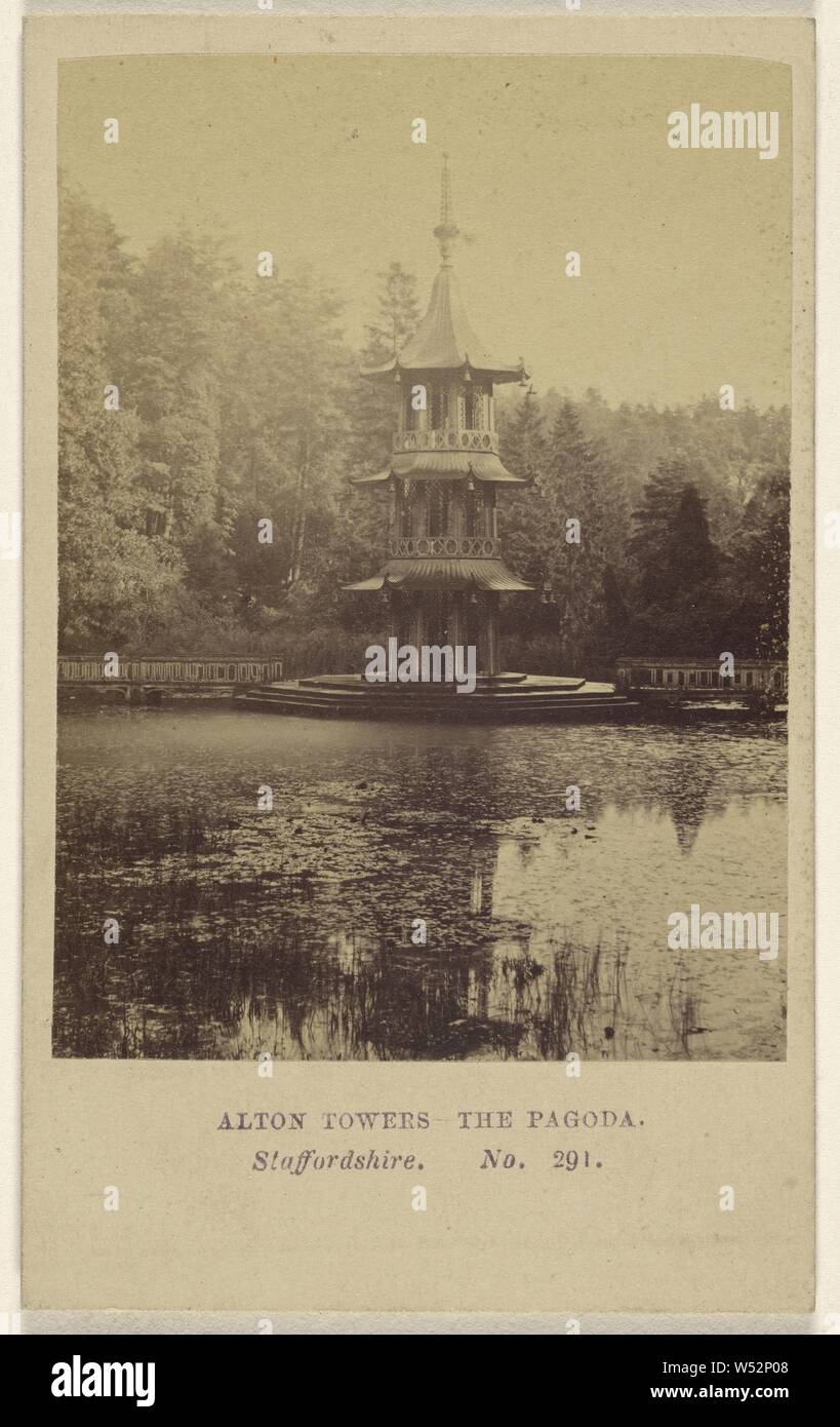 Alton towers the pagoda hi-res stock photography and images - Alamy