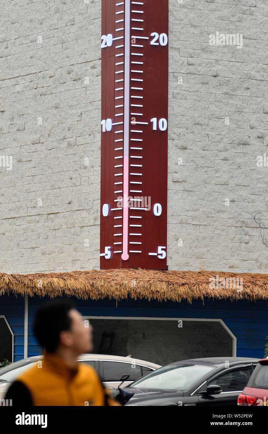 Giant thermometer hi-res stock photography and images - Alamy