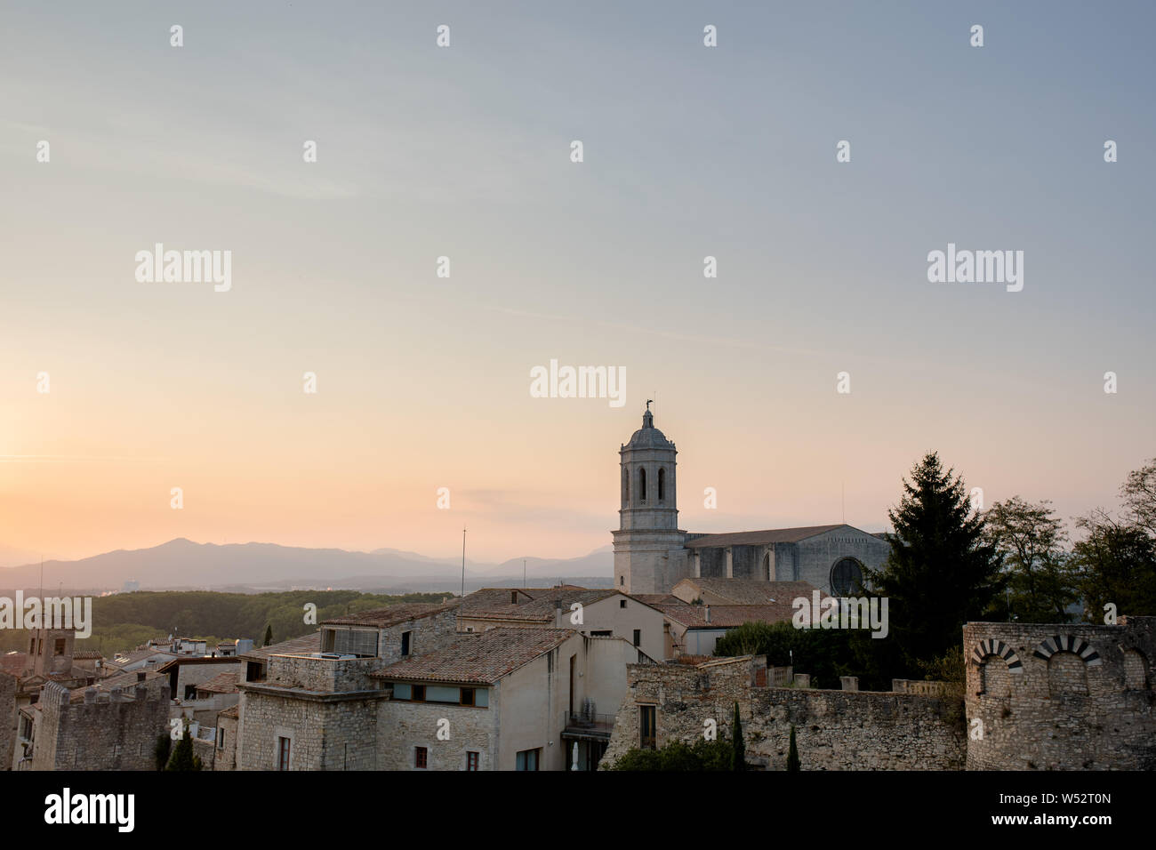 Cathedral in Girona at sunset (Catedral de Girona) with copy space ...