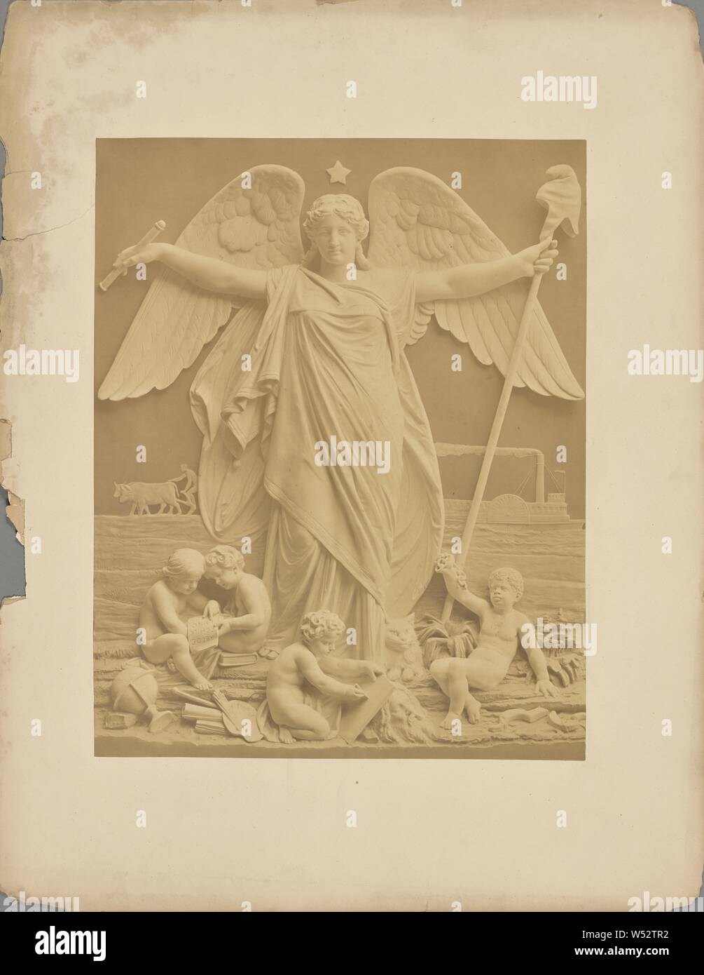 Winged children hi-res stock photography and images - Alamy