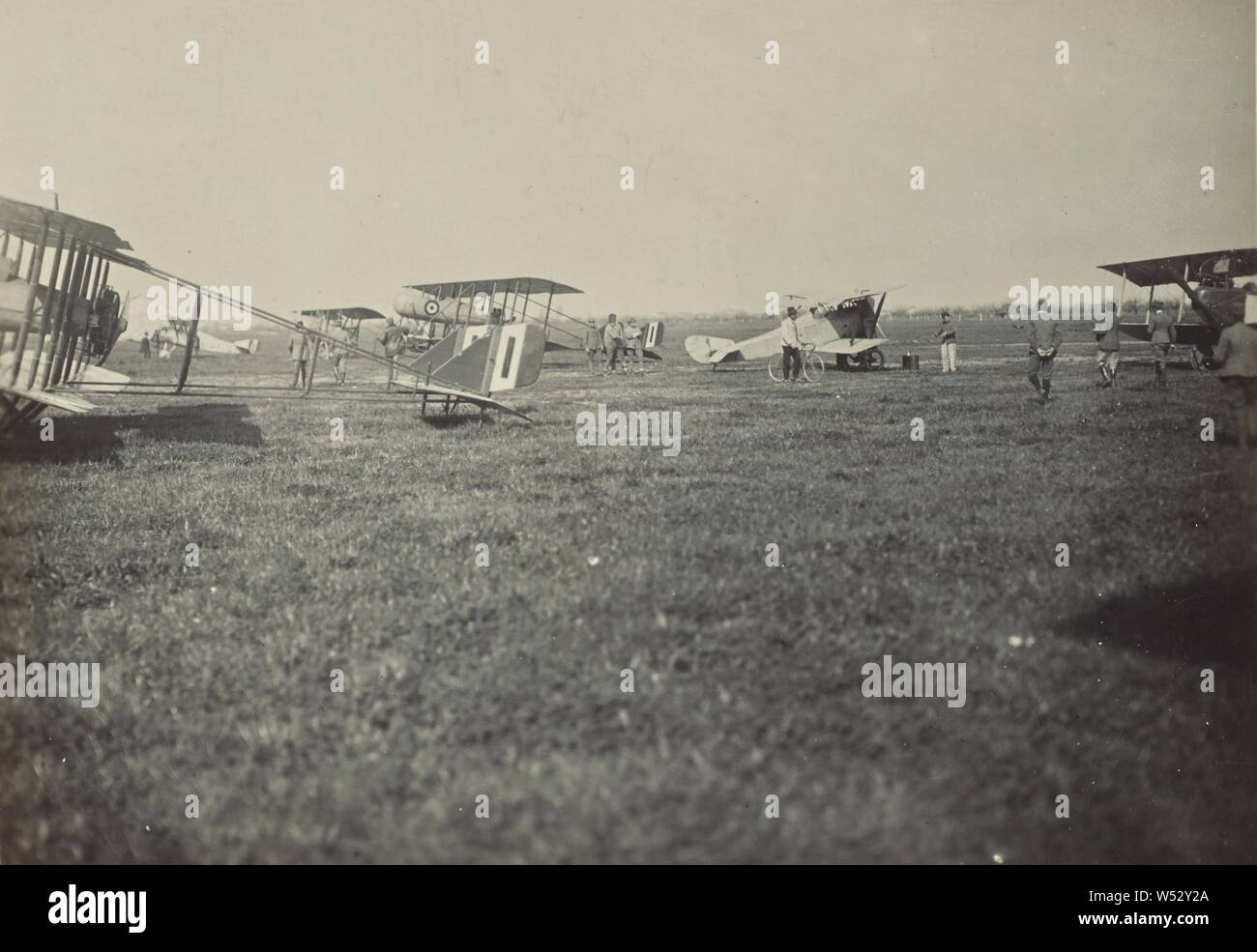 Airplanes in a field, Fédèle Azari (Italian, 1895 - 1930), Italy, 1914 ...