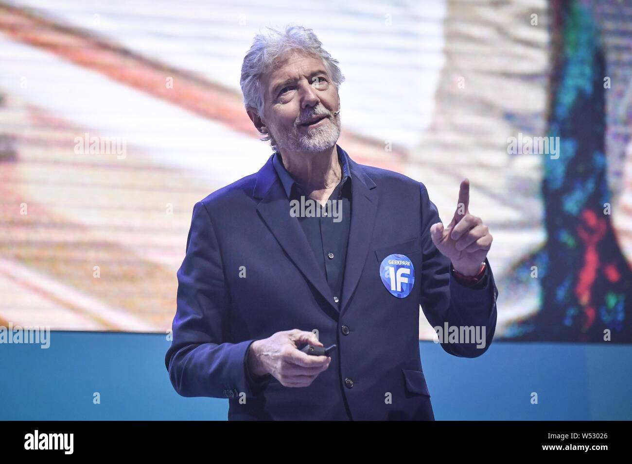 Chinese magazine founder hi-res stock photography and images - Alamy