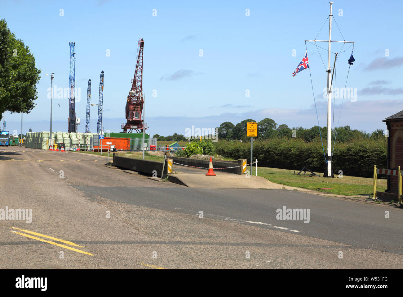 the small port of sutton bridge on the lincolnshire coast Stock Photo ...