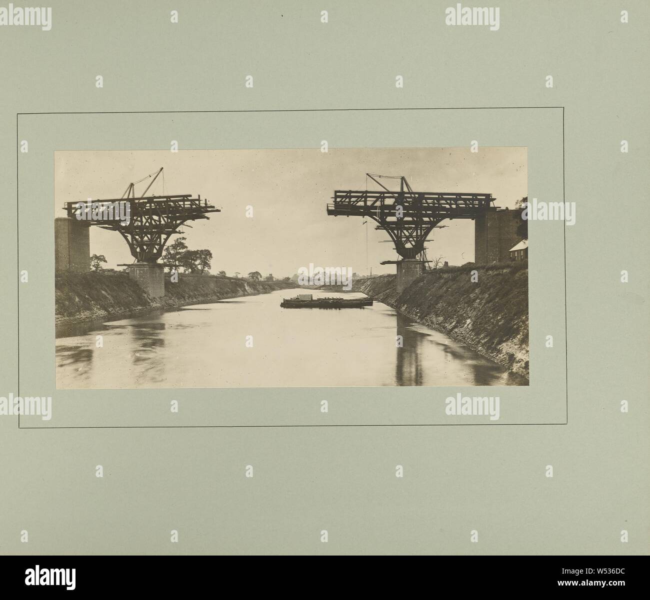 Warburton - High Level Road Bridge, G. Herbert & Horace C. Bayley ...