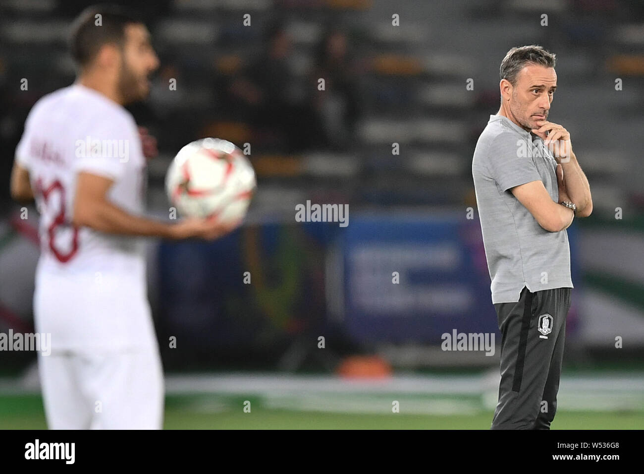 Head coach Paulo Bento of South Korea national football team watches ...