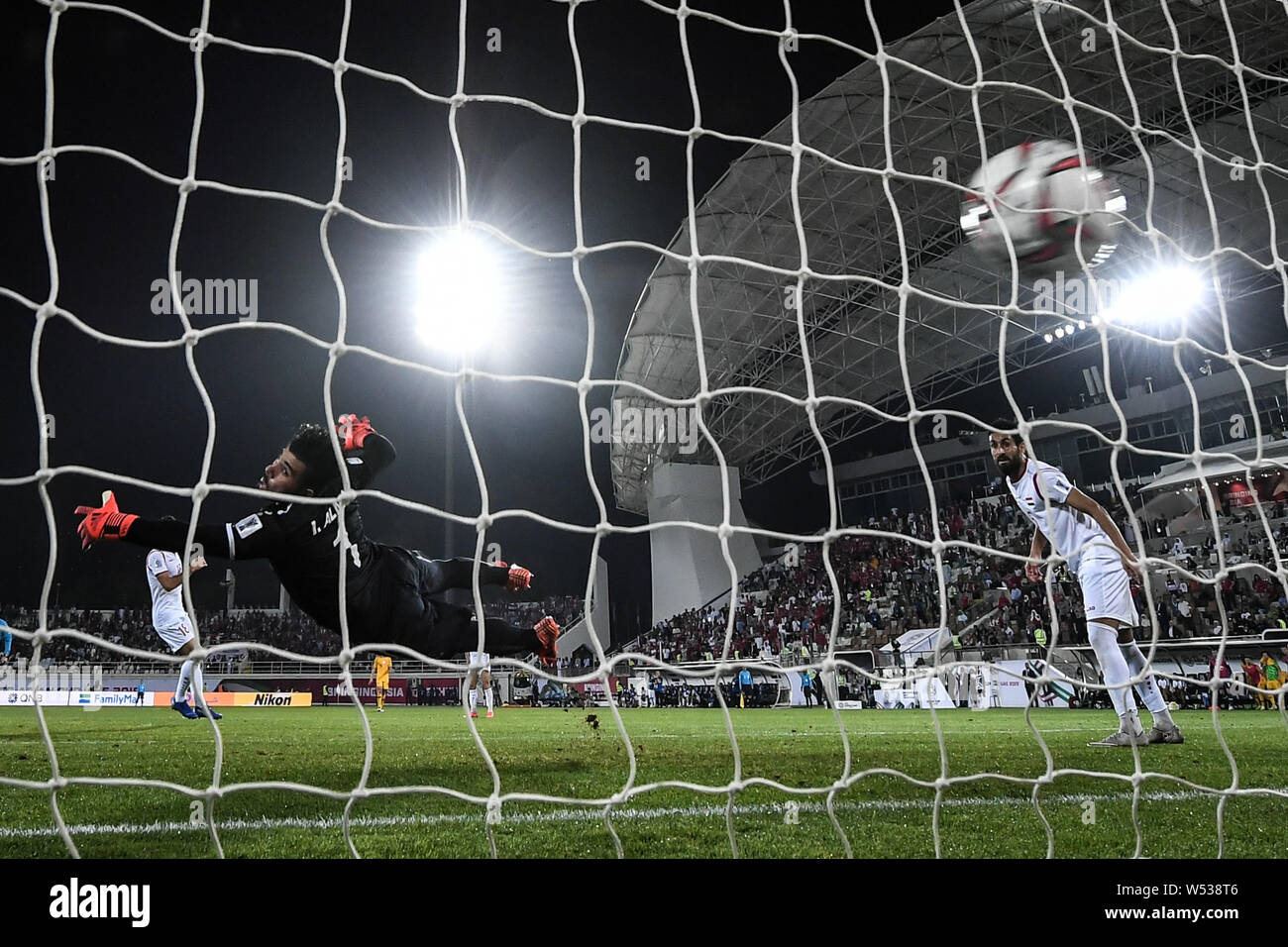 United Arab Emirates Goalkeeper High Resolution Stock Photography and ...