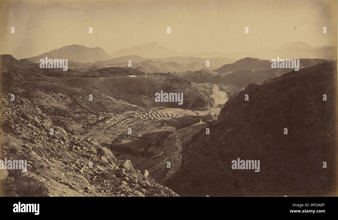 Desert afghanistan hi-res stock photography and images - Alamy