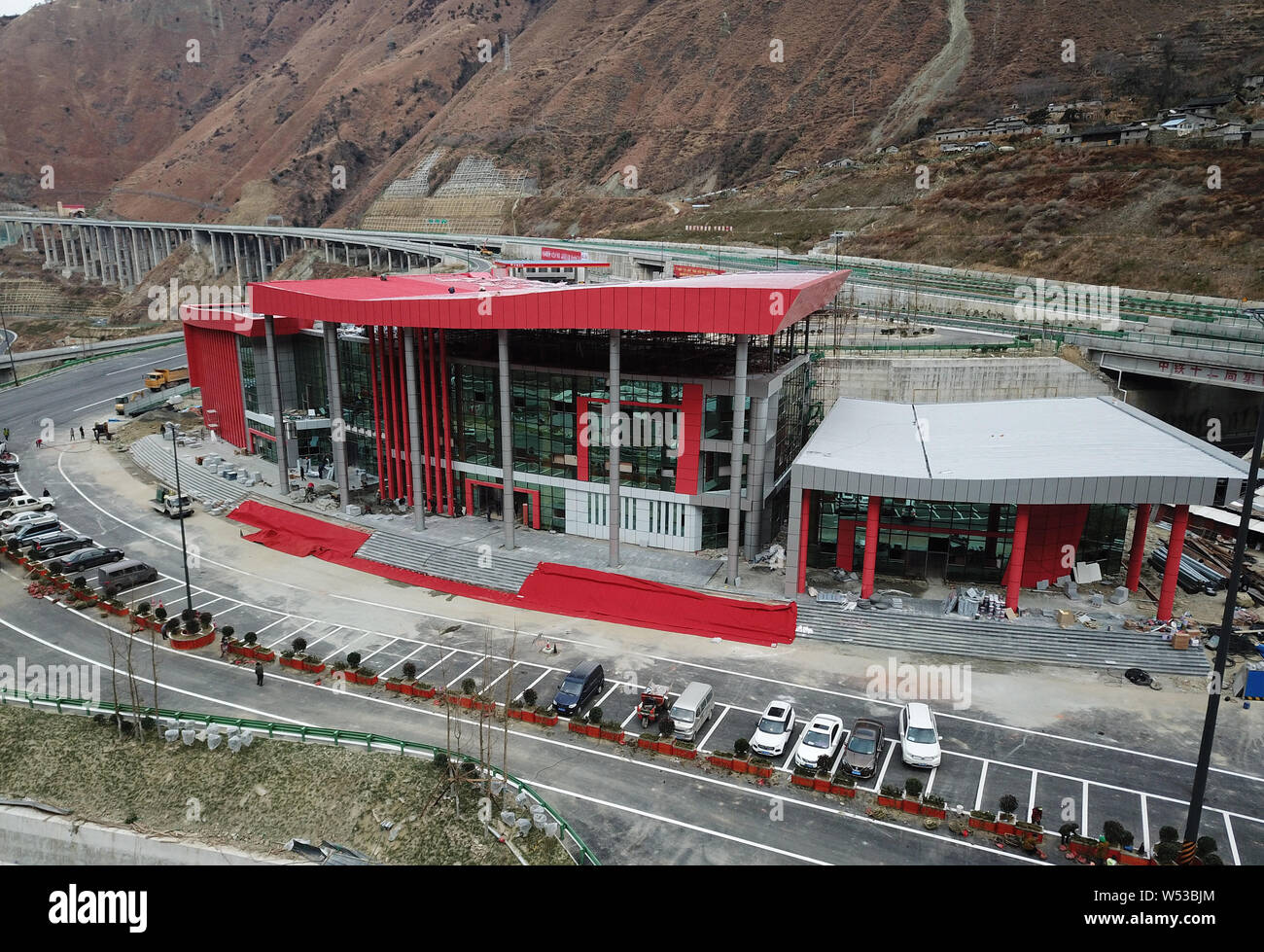 An aerial view of the Ya'an-Kangding Expressway during its trial ...