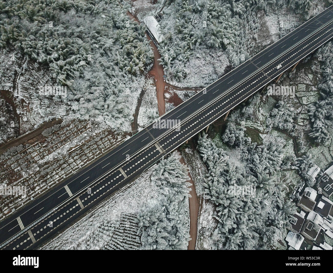 An aerial view of the Ya'an-Kangding Expressway during its trial ...