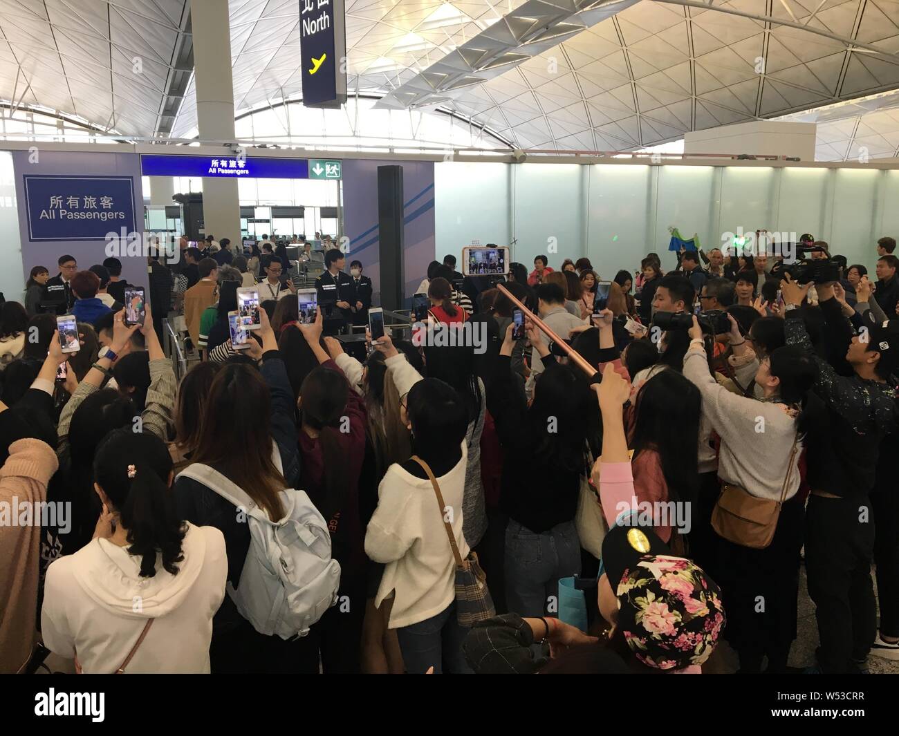 Saint, Perth, Mean, Plan, Mark, Gun, Title and Earth of Thail drama ...