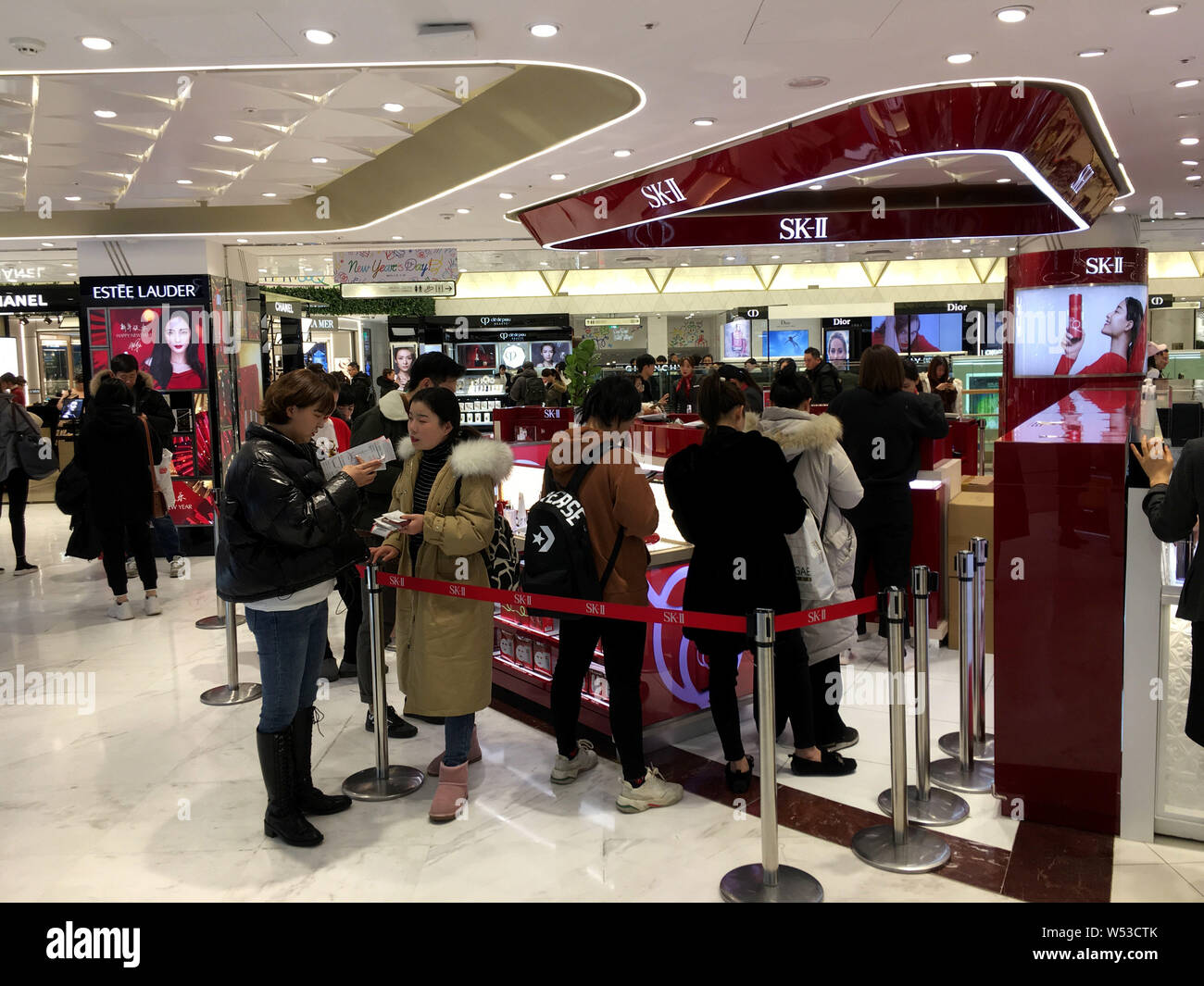 Sk on korea hi-res stock photography and images - Alamy