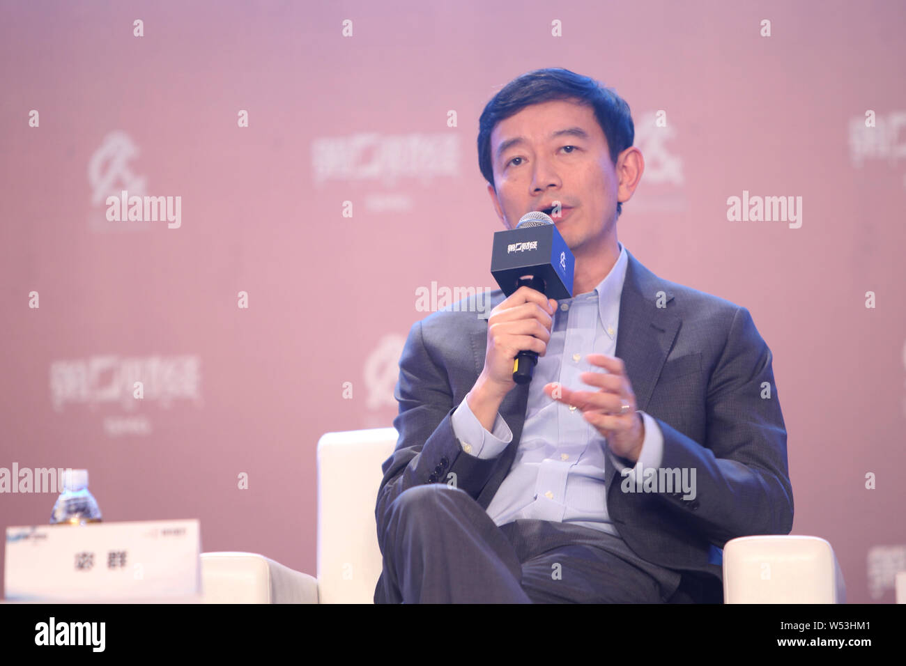 Lightspeed hi-res stock photography and images - Alamy