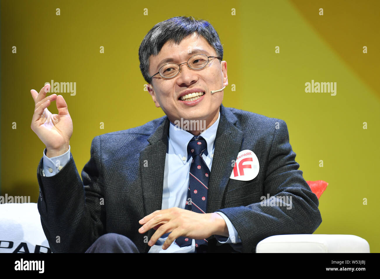 Shen Xiangyang, Global Vice President of Microsoft, speaks during the ...