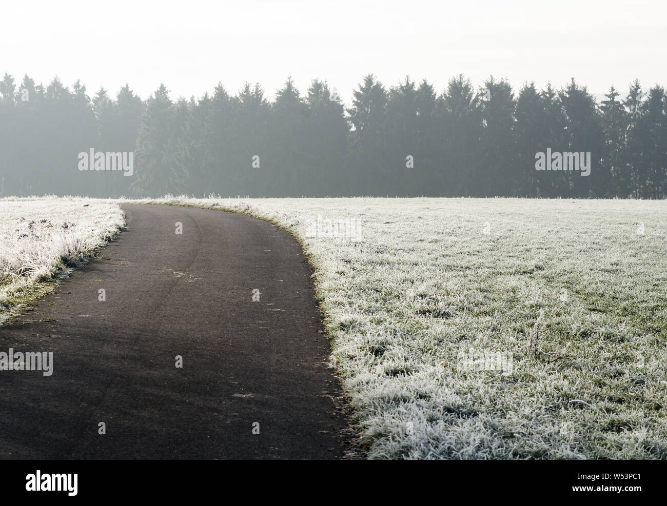 German countryside hi-res stock photography and images - Alamy