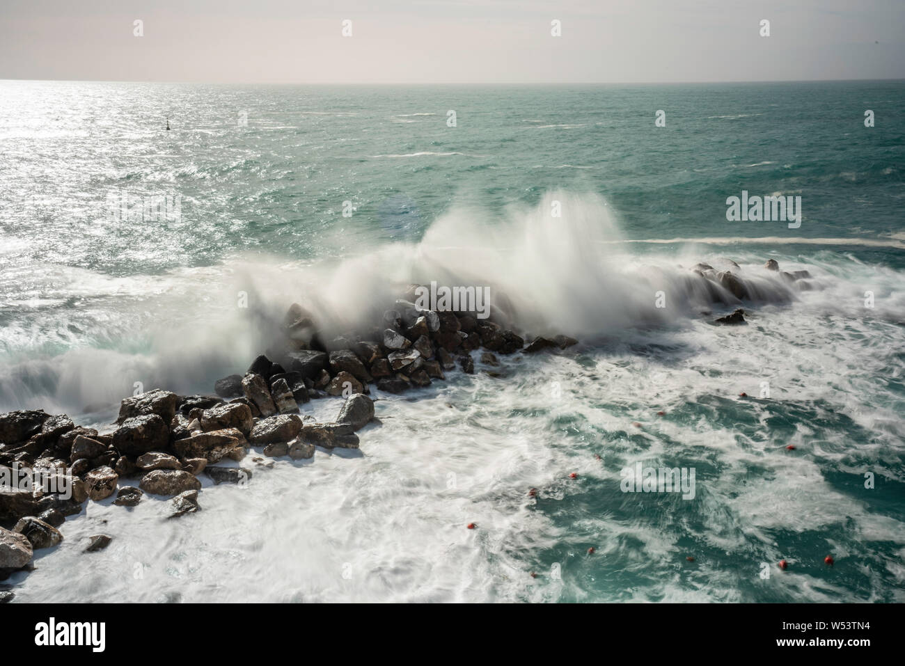 Waterblock hi-res stock photography and images - Alamy