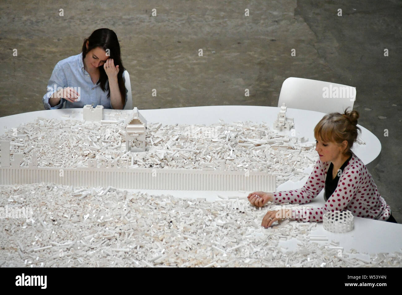 Olafur eliassons cubic structural evolution project 2004 artwork hi-res ...