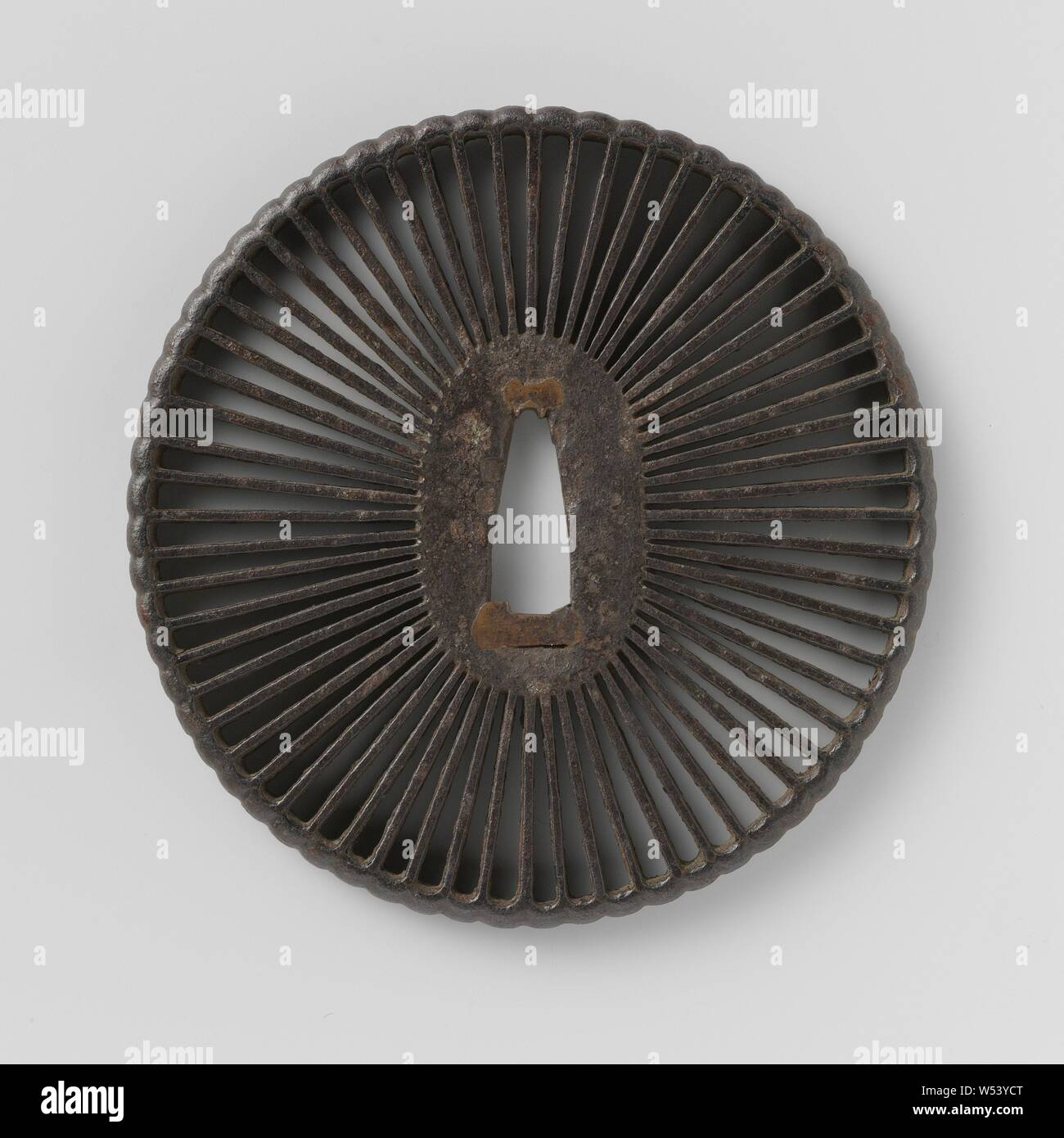 Lobed tsuba hi-res stock photography and images - Alamy