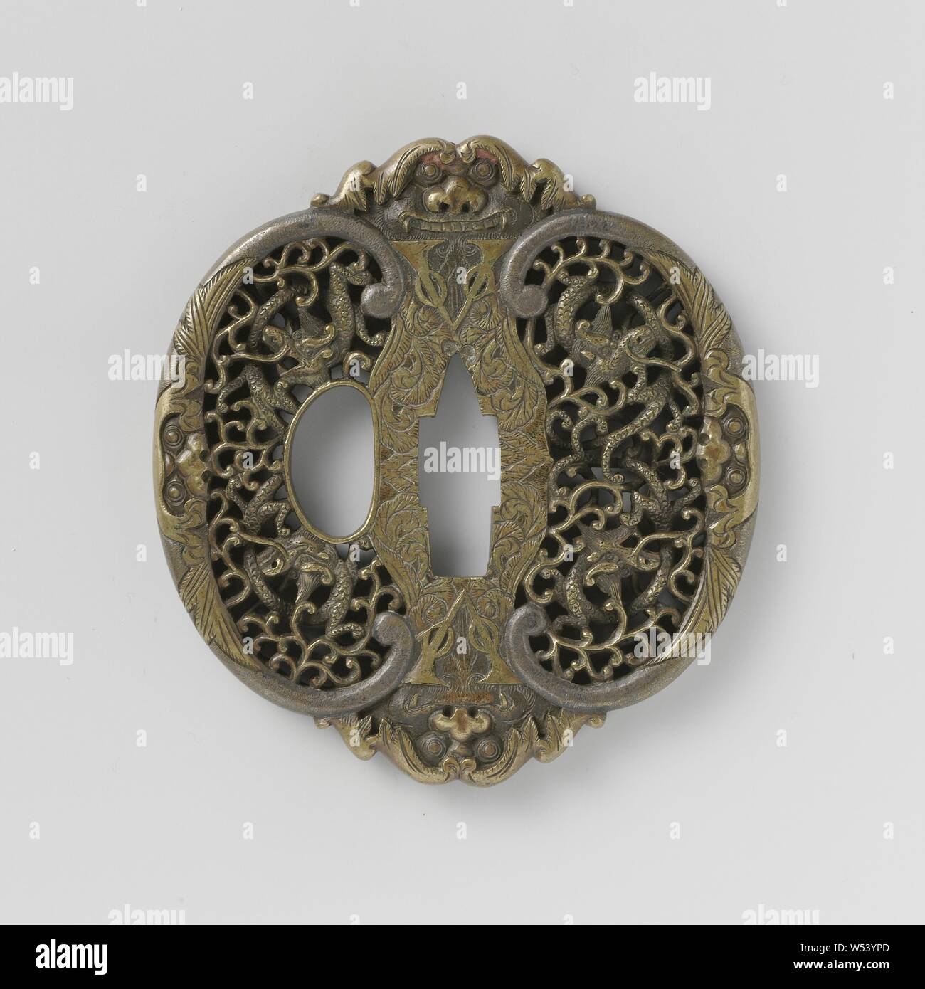 Two s shaped tendrils hi-res stock photography and images - Alamy