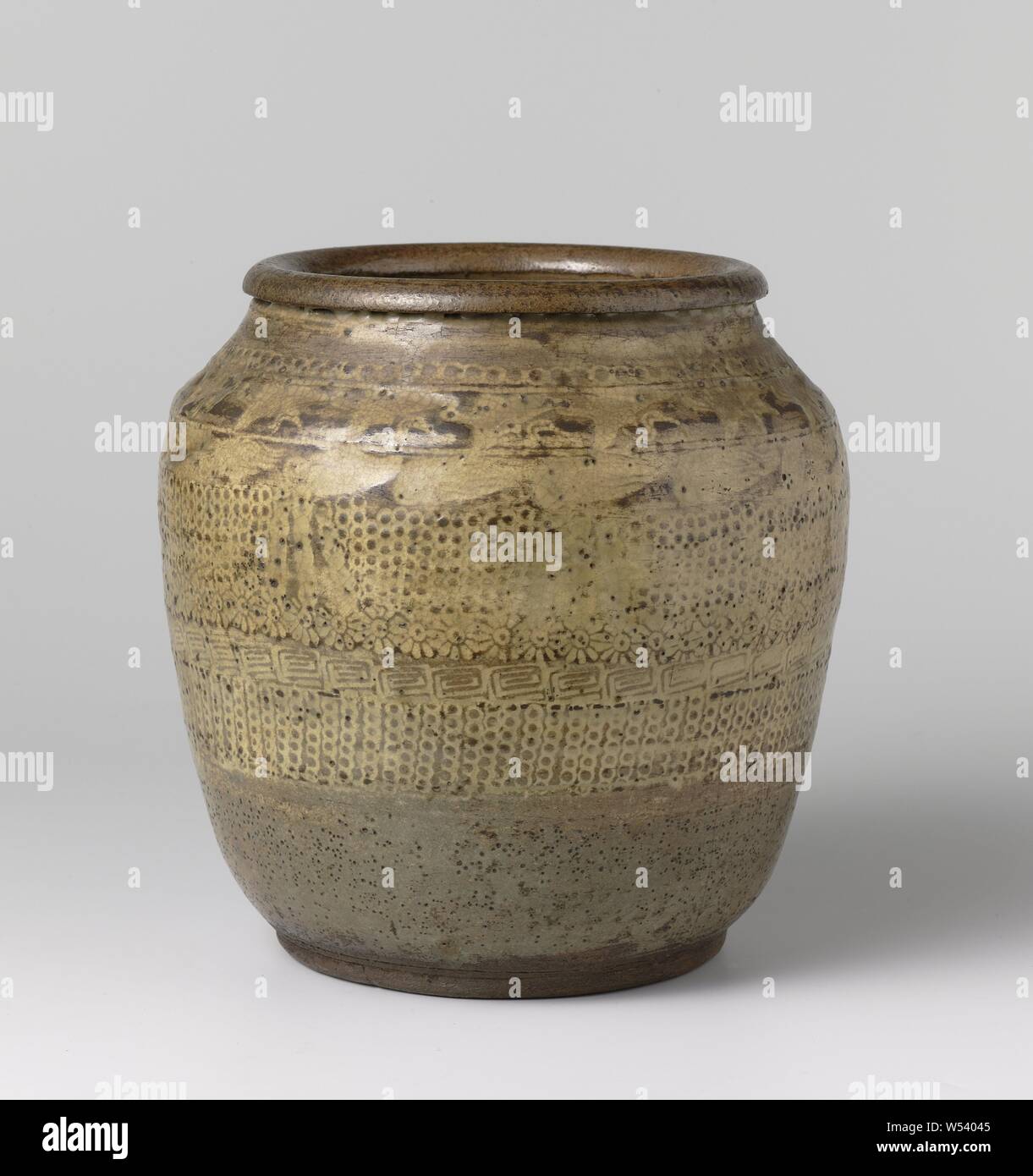 Mishima pot hi-res stock photography and images - Alamy